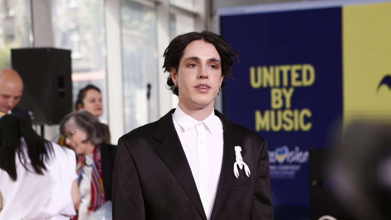 Luke Black objasnio zasto mu je jastog zaštitni znak: „Da se dozovem u ...