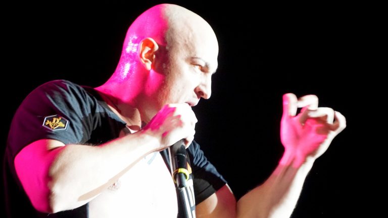 "Tapkavacc": Desingerica je dobio svoj album sa sličicama i internet je ...