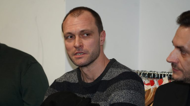 U seriji "Sablja" glumi bitnu ulogu i velikog negativca, a malo ljudi ...